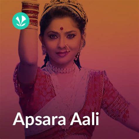 Sonali Kulkarni Apsara Aali Ganesh Chaturthi 2017 Bringing Home Sonali Kulkarni Apsara Aali Ganesh Chaturthi 2017 Bringing Home