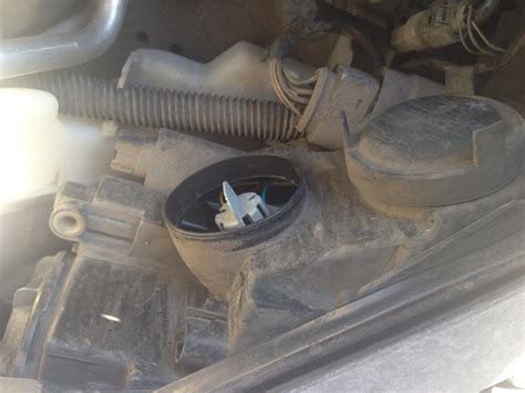 Перегорела лампочка, ходового огня. — Volkswagen Passat CC, 1,8 л, 2009 ...