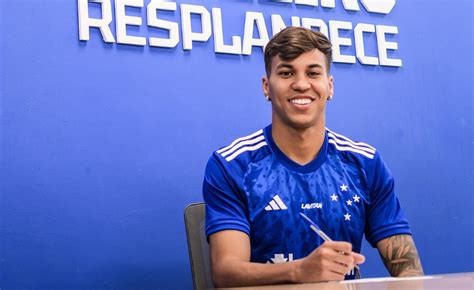 Santos Notifica Juventus E Cruzeiro Por Kaio Jorge