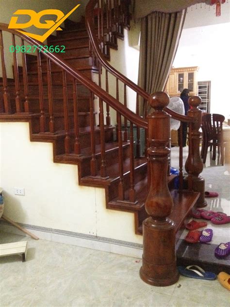 100 Mẫu cầu thang sắt xoắn ốc tay vịn gỗ đẹp nhất năm 2021 2022