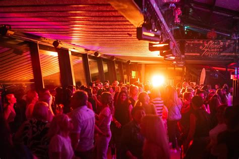 ArenaPark Tolle Party Mama Liebt Tanzen FC Memmingen 1907 E V