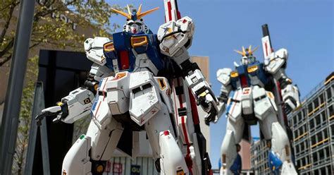 福岡のガンダム立像が増えた 現地に同型のガンプラを飾った写真が「どっちが本物かバグる」「すごくかっこいい！」と好評（12 ページ） ねとらぼ