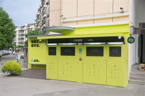 小区改造“标准化垃圾房”，方便环保颜值也高分类回收居民