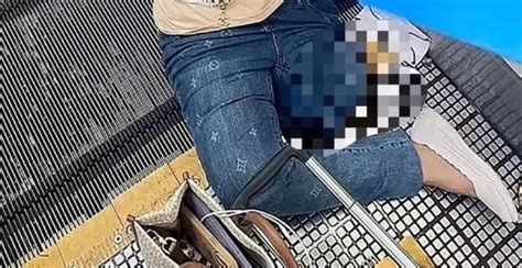 一机场电动步道惊现“吞人”，女游客面临截肢风险！官方回应腾讯新闻