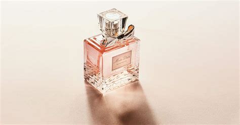 Role Of Visual Content In The Buying Journey Retouching Labs