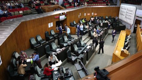 Aprueban diputados Presupuesto 2025 de Congreso de Nuevo León Grupo