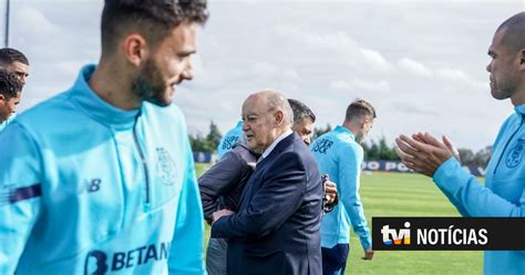 Fc Porto Pinto Da Costa Sofre Acidente De Viação Tvi Notícias