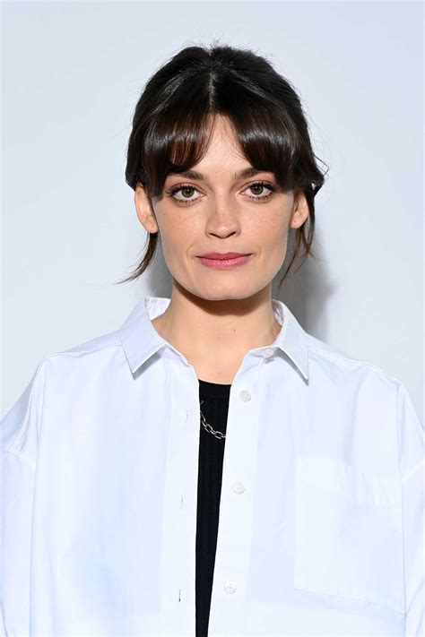 Sex Education Star Offers Bleak Update On Season 4 After