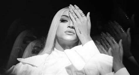 INDESTRUTÍVEL LETRA Wiki Pabllo Vittar BR PT Amino
