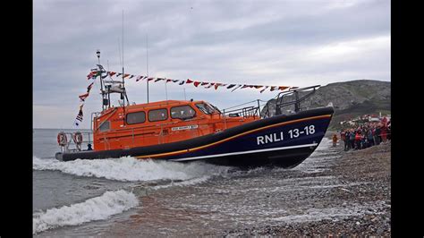 Llandudnos New Shannon Class Lifeboat Arrives Rnli