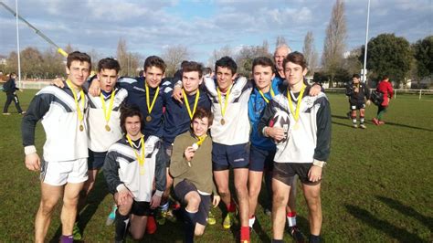L équipe de rugby de Saint Paul victorieuse du tournoi académique Actualités
