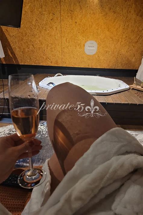 Bianca Viana Acompanhantes de Luxo Balneário Camboriú e Garotas de