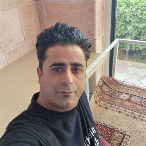 Mohsen E Mohsen E B Threads Say More