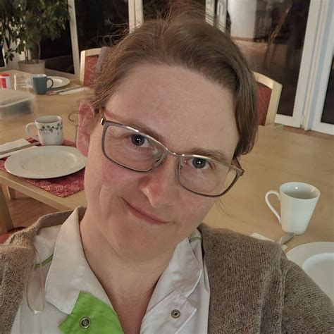 Melanie Burghardt Examinierter Altenpfleger Sander Pflege Gmbh Xing