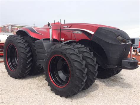 Highlights From Day 1 Of The 2016 Farm Progress Show Farm Equipment