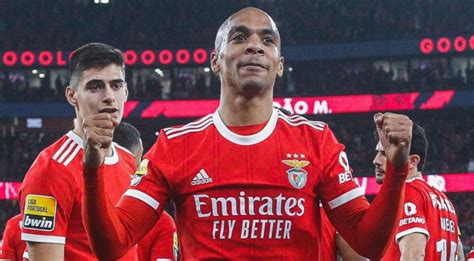 TRANSMISSÃO EM DIRECTO DO JOGO DO BENFICA Vai dar em sinal aberto Vai