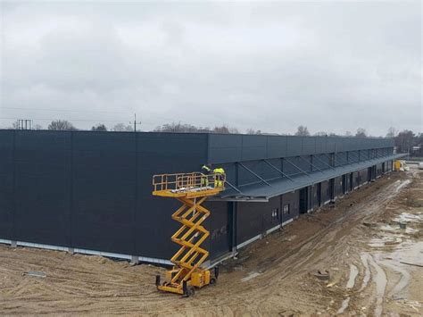 Zakończenie budowy hali magazynowej o powierzchni 4000m2 w Słupnie koło