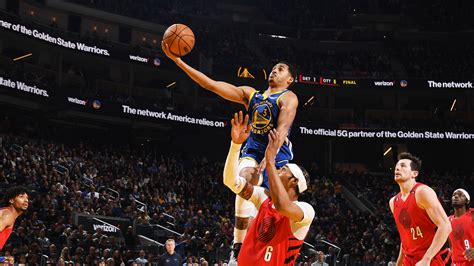 上半場最多落後23分，jordan Poole與klay Thompson第三節聯手吹響反擊號角，最後反勝拓荒者18分 Nba地域