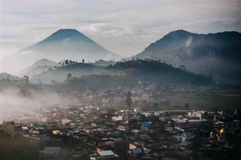 5 Negeri Di Atas Awan Yang Bisa Disambangi Sambil Mudik Lebaran