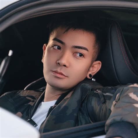 Kevin Ay 🙈 Kevinay • Threads Say More