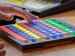 Novation Launchpad Mk Amazon Co Uk Musical Instruments DJ