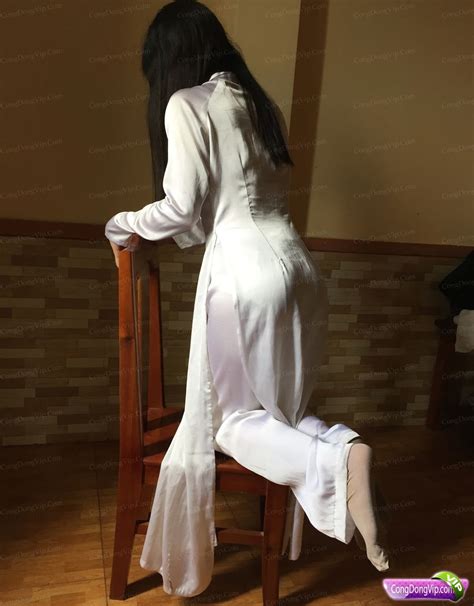 Sexy Girl Some where Nư sinh Chuyên Văn THPT vao nha nghi cung thây giao dâm tăc