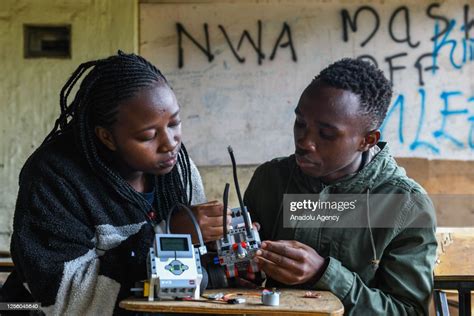 Young People Living In Mathare Slum Learn Future Technologies At A News Photo Getty Images