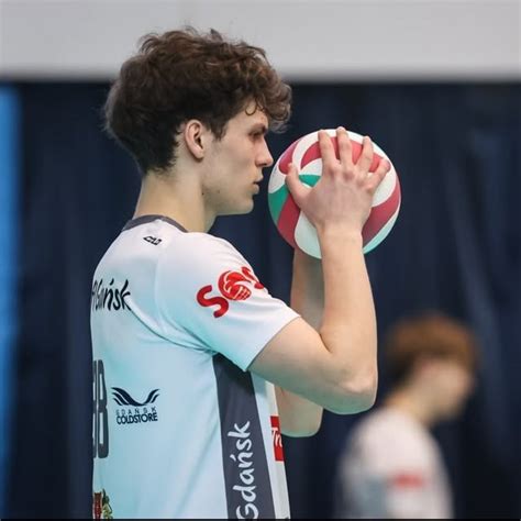 Maks Durski Maksdurski • Threads Say More