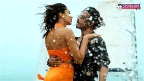 Peepingmoon Exclusive Shah Rukh Khan Deepika Padukones Besharam Rang