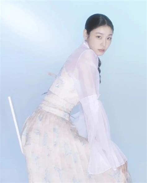 화보] 김연아 몽환적인 한복 자태 네이트 뉴스