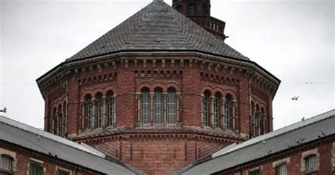Sex Offender Found Hanged In Cell With Note From Killer Wife
