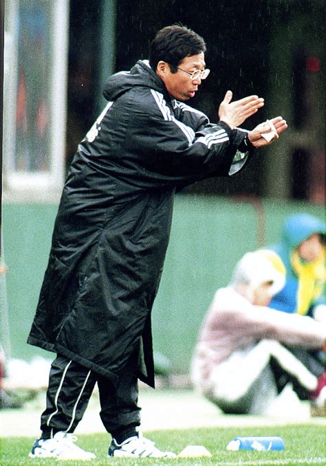 【札幌】99年j1昇格ならずも岡田武史監督が選手をその気にさせた“魔法の言葉” スポーツ報知