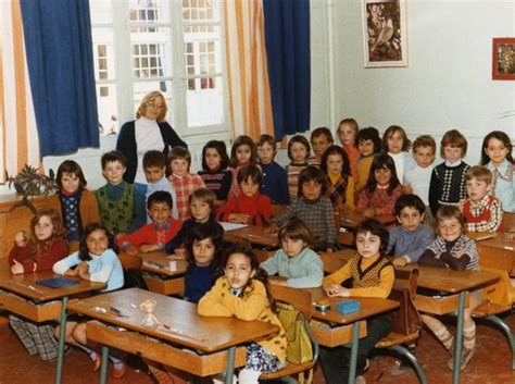 Photo De Classe Ce2 De 1976 Ecole Paul Bert Copains Davant