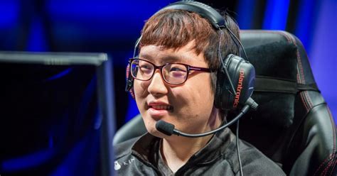 트릭 김강윤 엠퍼러 김진현 유럽서 새 성공 신화 썼다