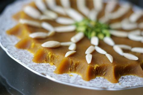 فرارو طرز تهیه حلوای برنجی با شیره انگور، خوشمزه و مقوی برای افطار
