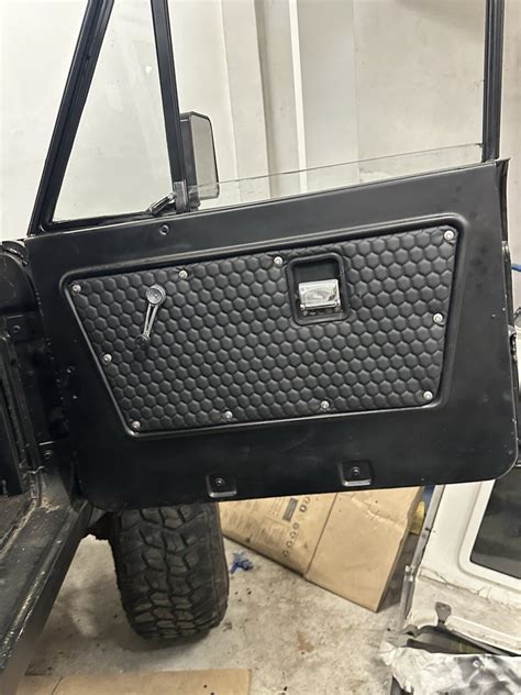 Pair Leftright 1976 Classic Early Ford Bronco Custom Door Panels Bee
