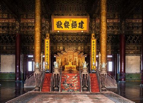 故宫今日起正式实行全网售票线下售票点被摘牌