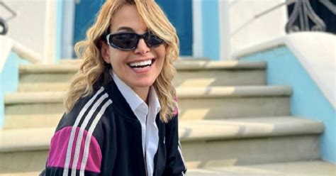 Barbara DUrso Torna In Italia La Gaffe Social Non Passa Inosservata