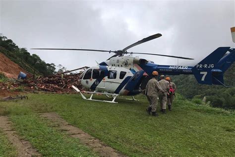 Chuvas Deixam Dois Mortos E Mais De 600 Pessoas Fora De Casa No