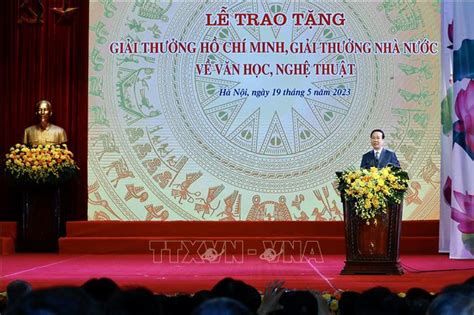 Lễ Trao Tặng Giải Thưởng Hồ Chí Minh Giải Thưởng Nhà Nước Về Văn Học