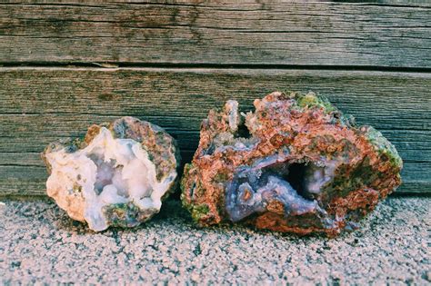 Small Geodes From Hauser Beds Area Ca R Rockhounds