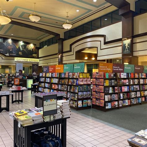 Barnes And Noble Bookstore