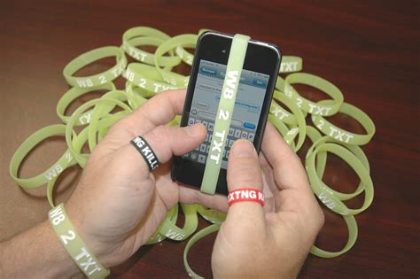 Texting Thumb Bands