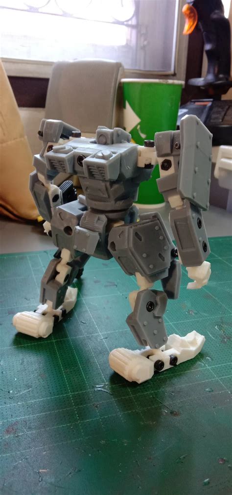 Gladius Bipedal Combat Vehicle Version 7 — Rattapoomk Buymeacoffee