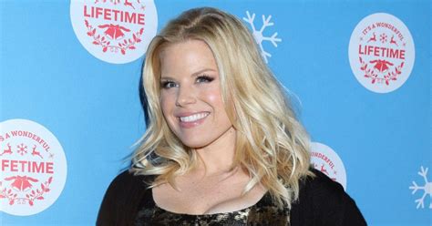 Megan Hilty Reveals Sister Niece And Brother In Law Dead In Plane Crash