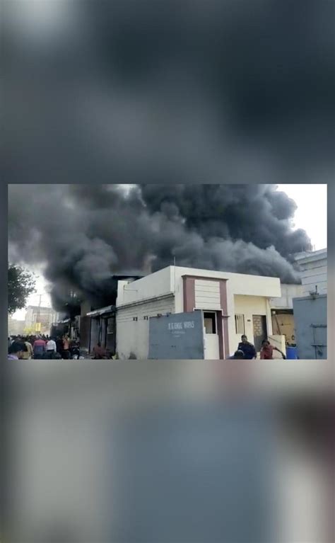 Massive Fire Breaks Out At Ro Plant In Gujarats Vadodara Several