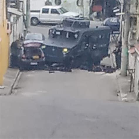 Troca De Tiros Termina Com Seis Homens Baleados Em Costa Barros Quatro