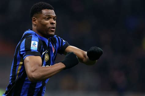 Inter Barça krijgt staartje voor Dumfries Soccernews nl