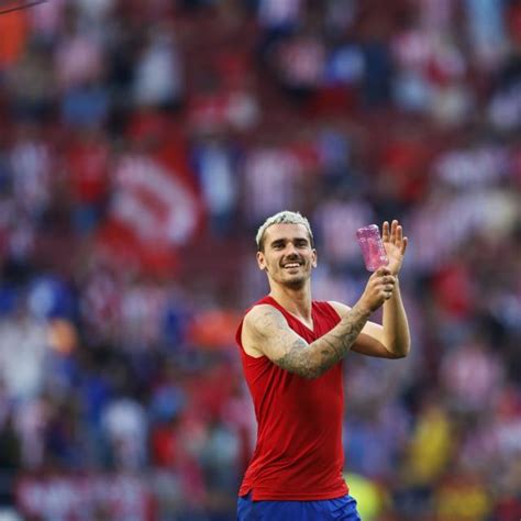 Un triplé d Antoine Griezmann offre la victoire à l Atlético sur la
