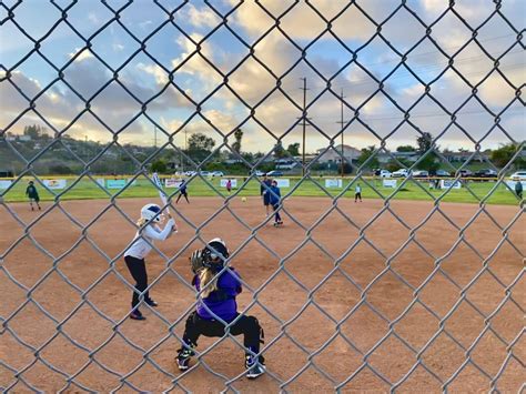 Softball Hitting Fundamentals Technique And Strategies Gorout